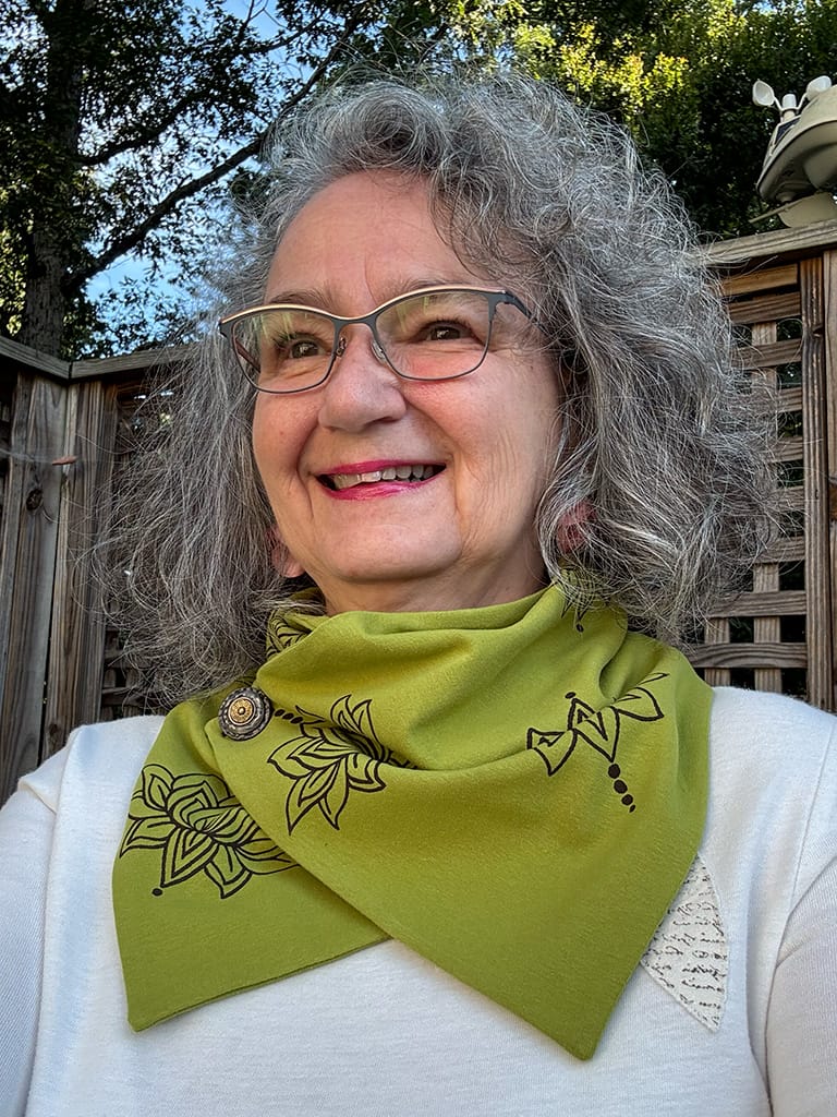 Warm and Cozy Green Fashion Neck Scarf with Lotus Flower